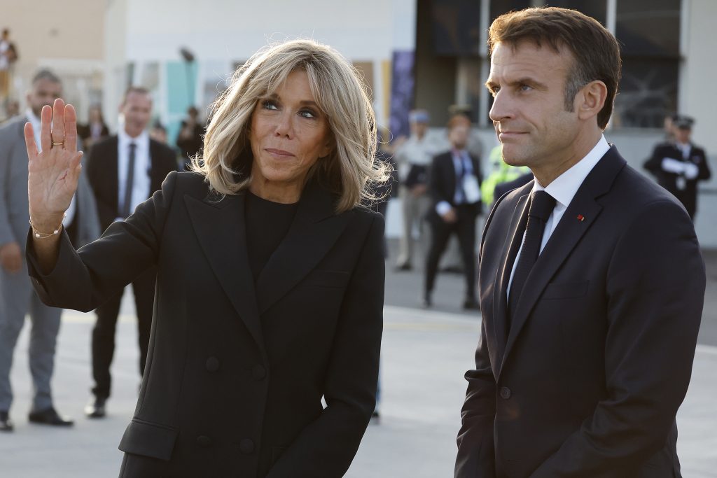 Brigitte Macron sier at «hodet hennes var et rot» da hun datet Emmanuel ...