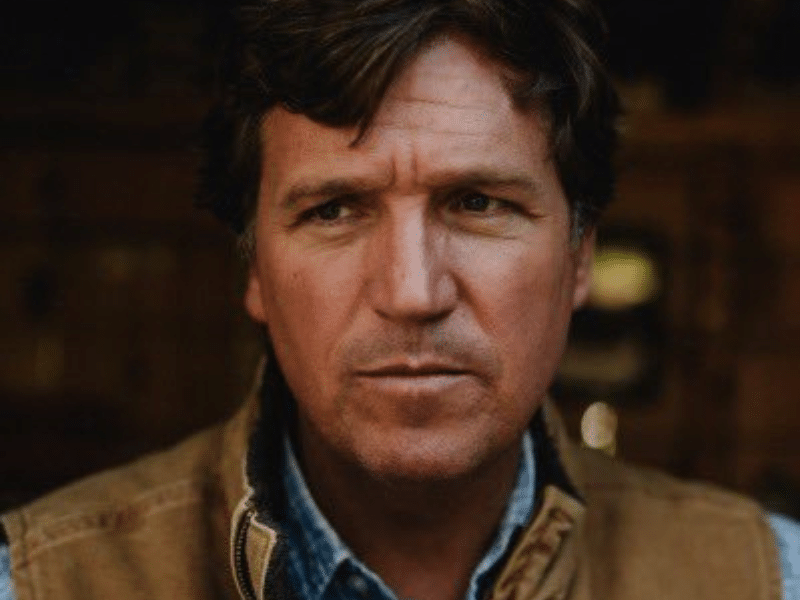 Tucker Carlson tar over som mest populære podkast i USA