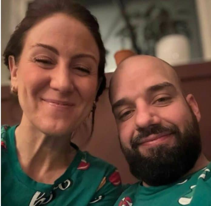 Tonje Brenna bruker snus og er sammen med en svensk snekker