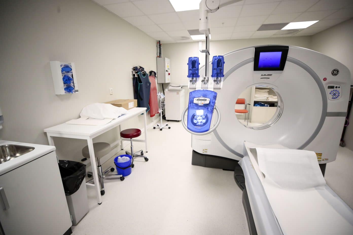 Mann drept av MR-maskin: Dratt inn av treningskjede rundt halsen (+)