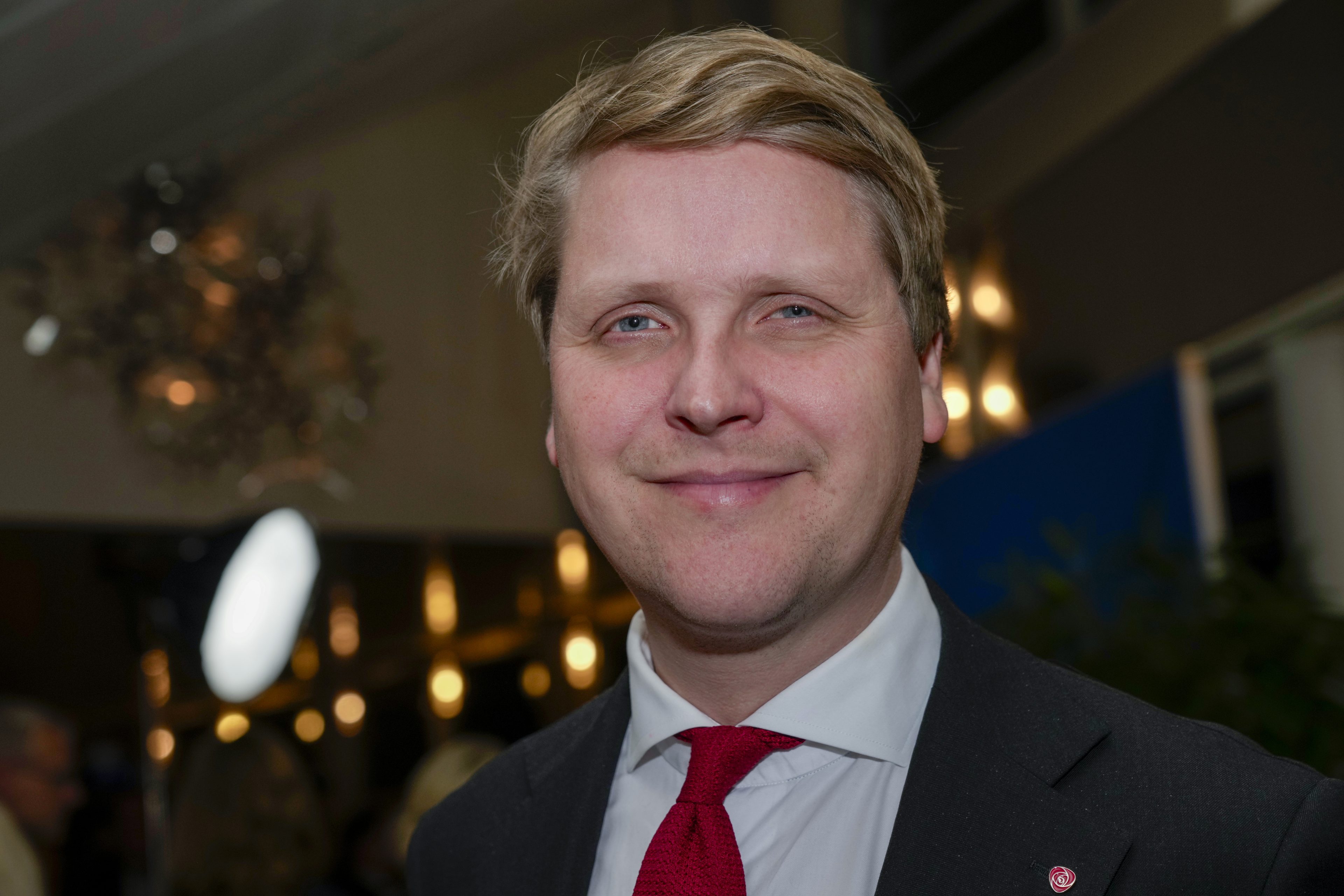 Sender millioner til Sør-Sudan