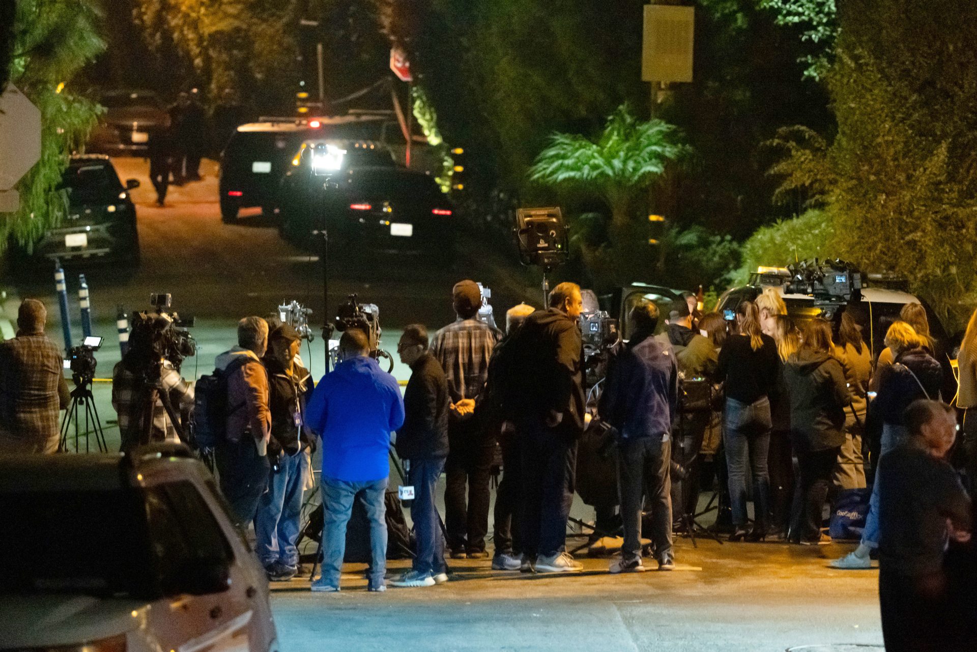 Rob Reiner og hans kone funnet døde med stikkskader: Sønnen mistenkt ...