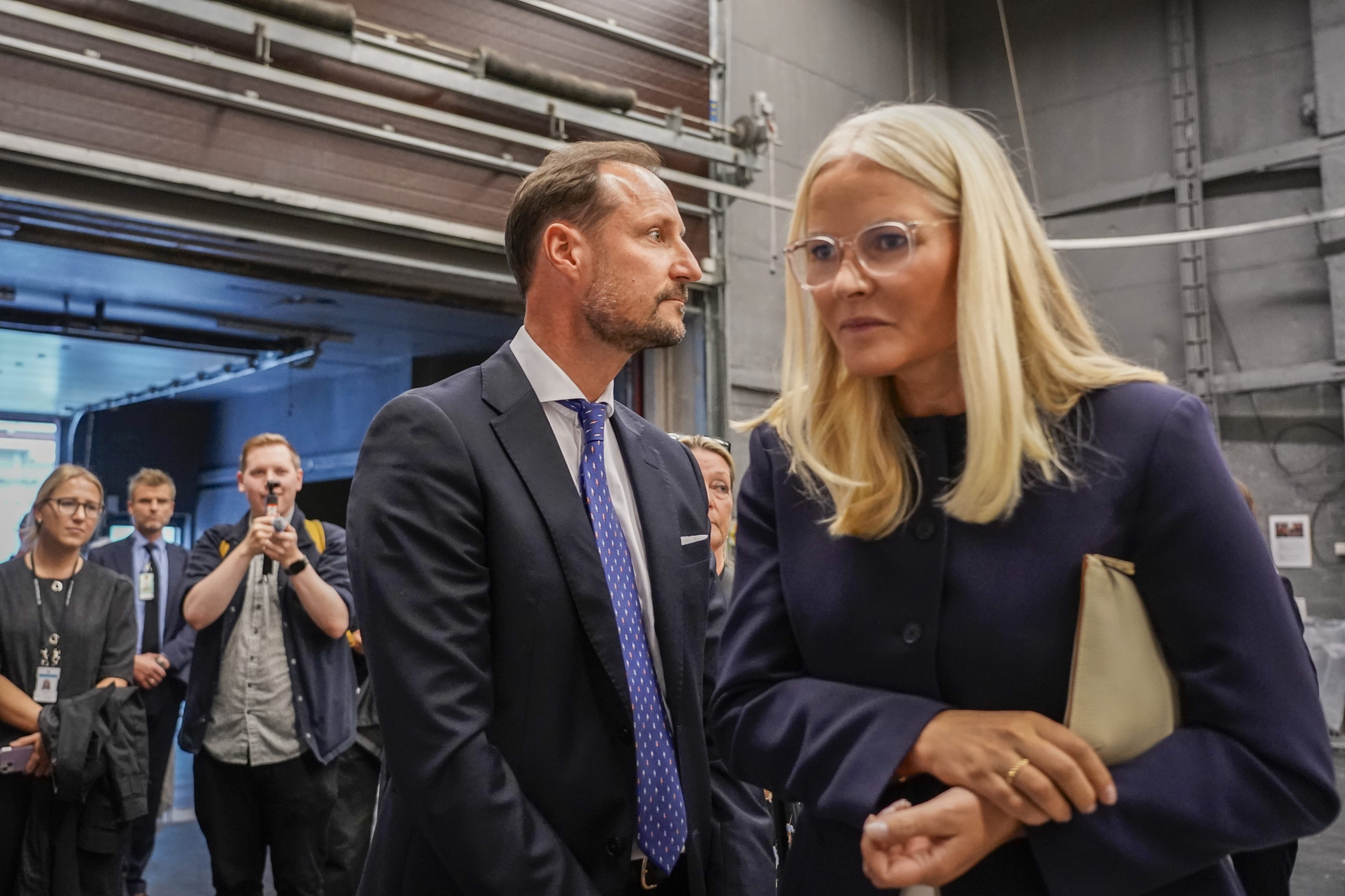 Se og Hør melder om "krise" i kronprinsparets ekteskap